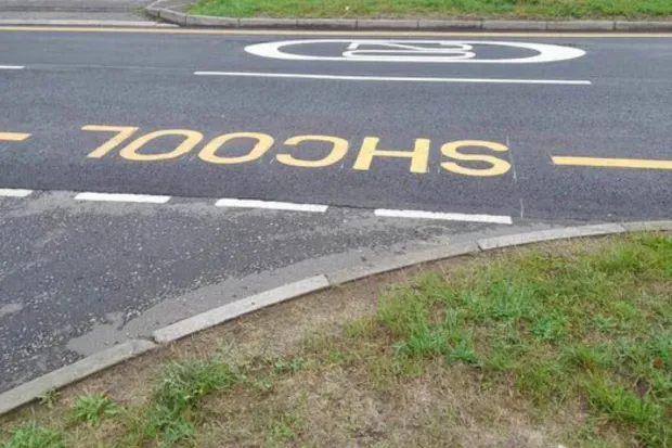 [G87] Road Markings: UK Set | Paradox Interactive Forums