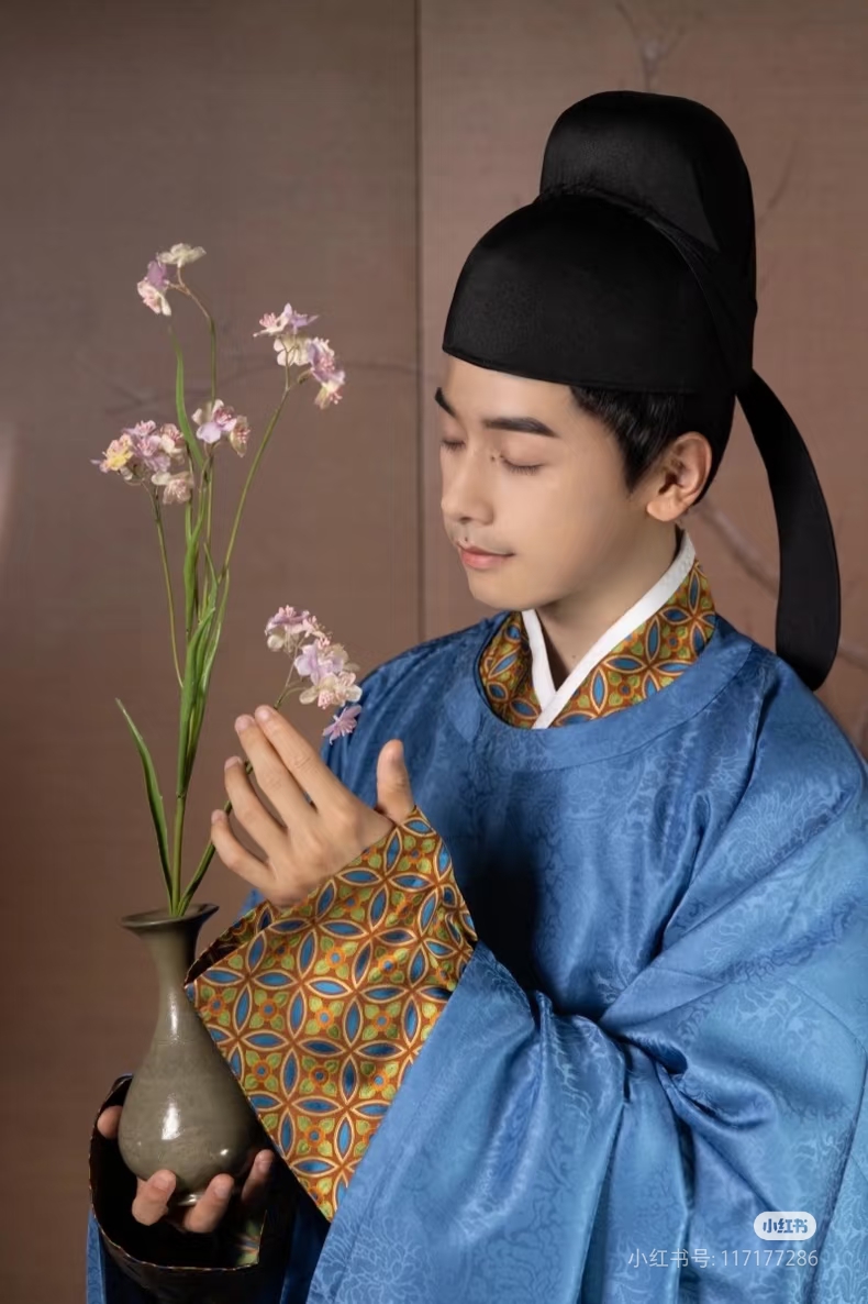 Costume errors in Dev Diary #173 | Paradox Interactive Forums